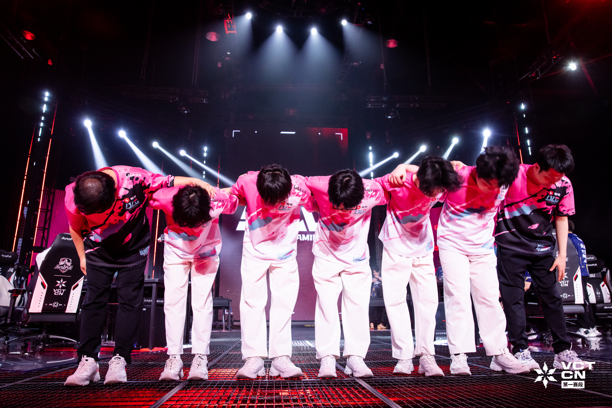 鏖战终章终取胜利，BLG 2-1击败EDG挺进多伦多大师赛